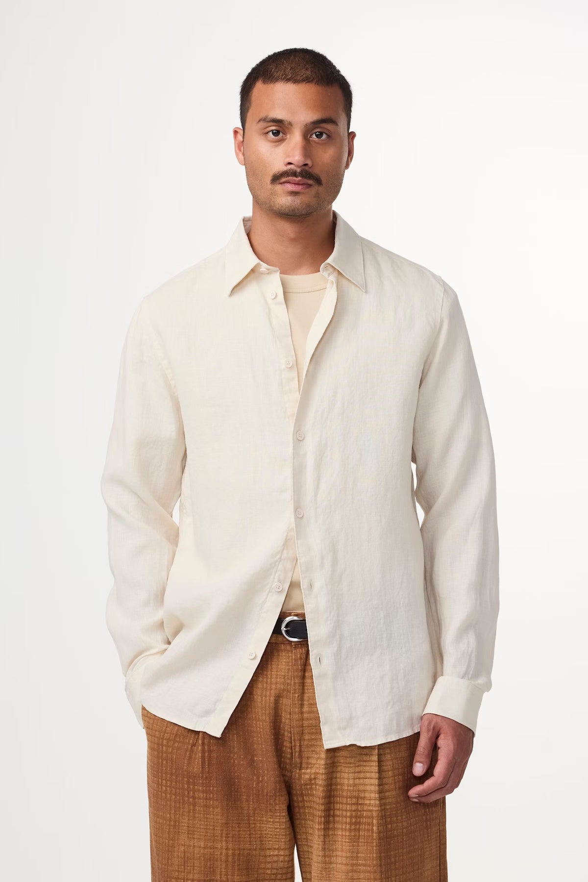 NN.07 Ecru Linen Enzo Button Down Shirt – WITTMORE