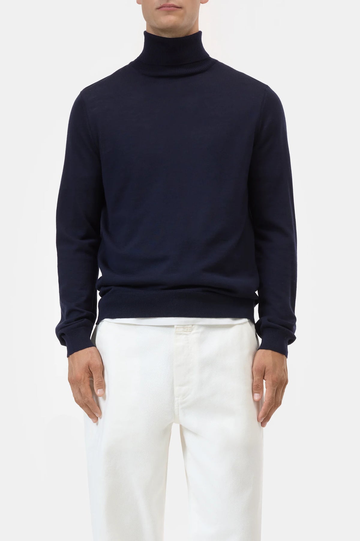Closed Dark Navy Blue Turtle Neck Merino Wool Sweater – WITTMORE